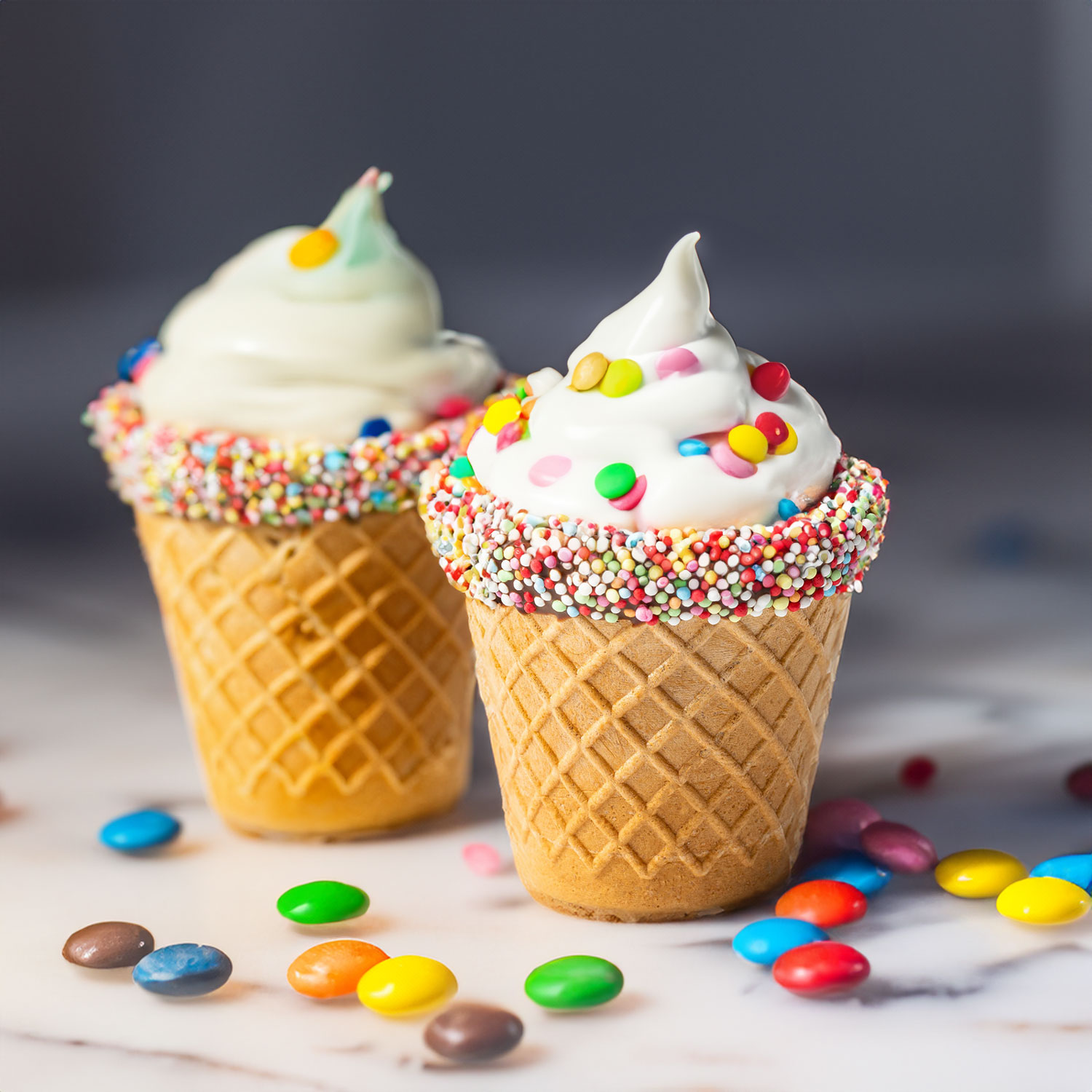Chocup® Colors with Yogurt Cream and Smarties | Foodrinks Recipes